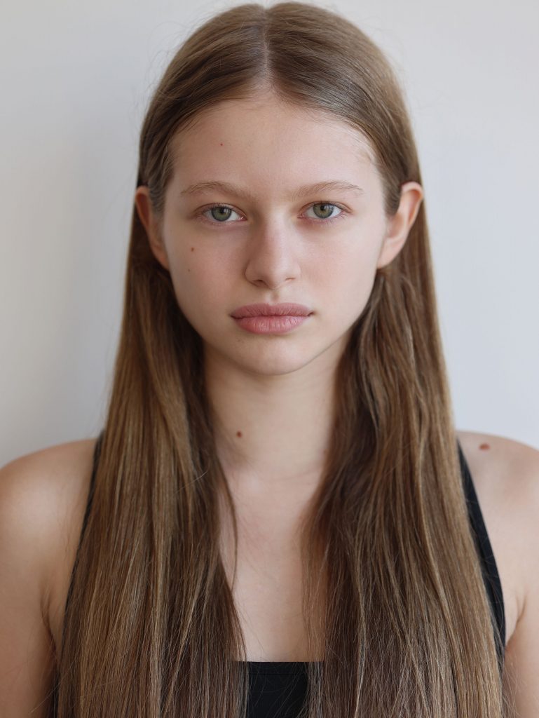 Leticia Dewes - Way Model Management