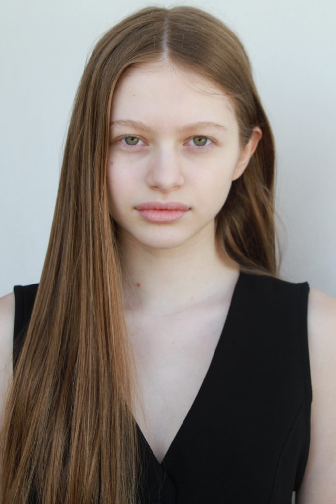 Leticia Dewes - Way Model Management